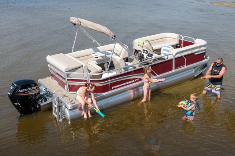 Boat Town Marina, Michigan boat rental and boat storage