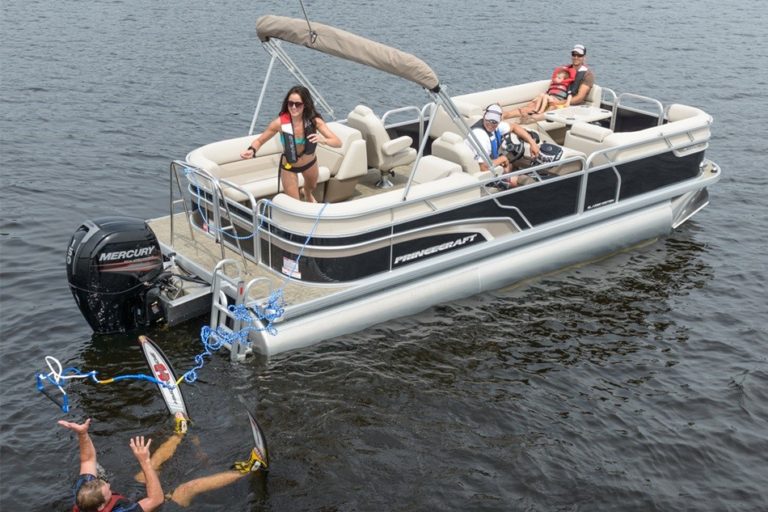 Boat Town Marina, Michigan boat rental and boat storage